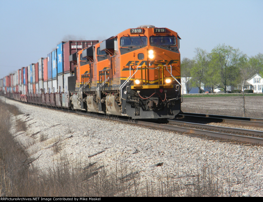 BNSF 7819